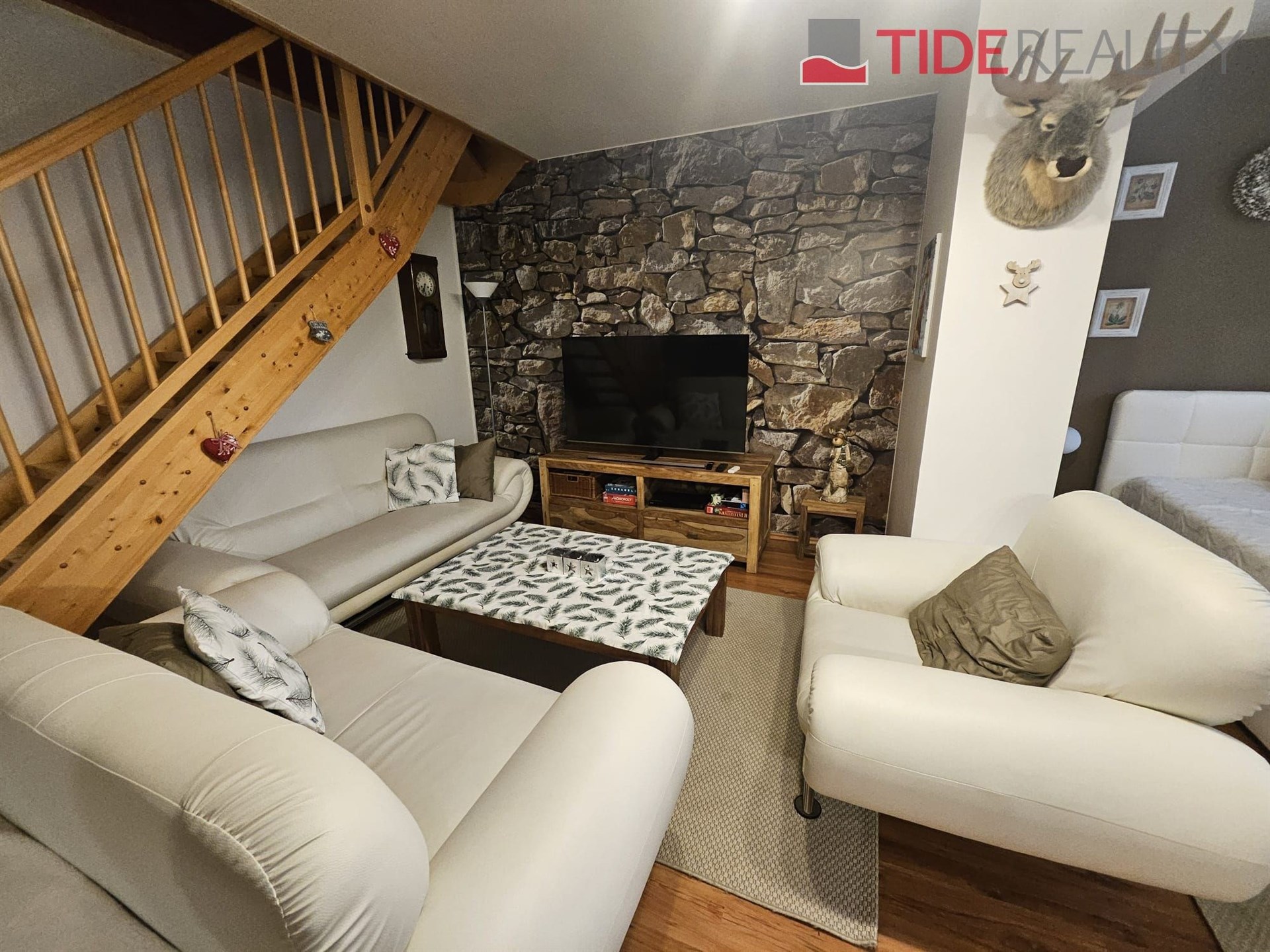 Prodej kompletně zrekonstruovaného bytu v blízkosti zámku v historickém centru Vrchlabí